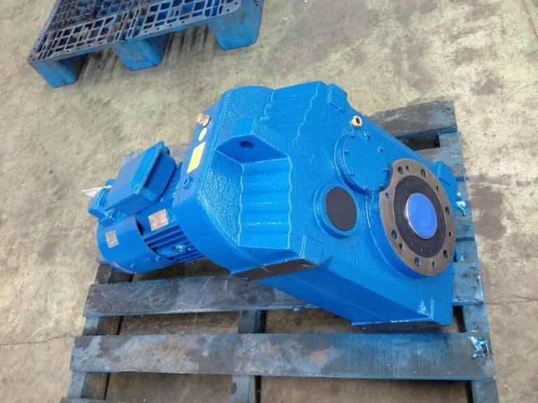 FA series Parallel Shaft Helical Gearmotor | High efficiency gearboxes ...