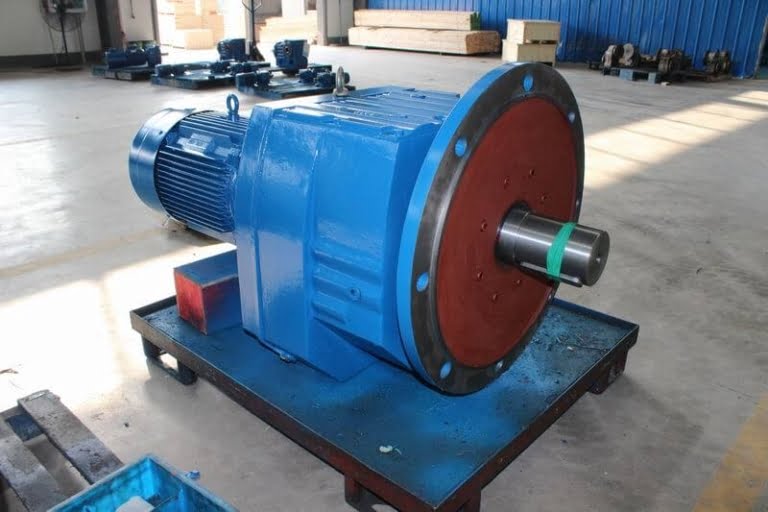 RF series Flange Mounted Inline Helical Gear Reducer Gearmotor | High ...