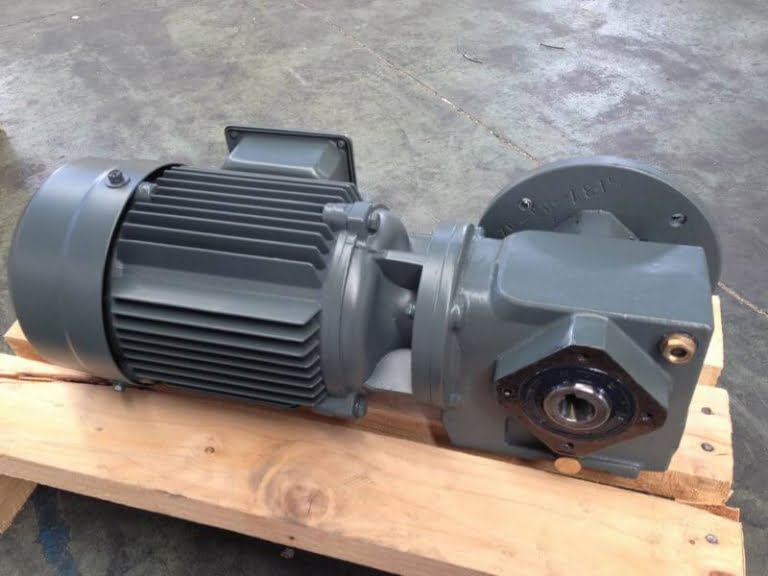 SAT series Worm Helical Gearmotor | High efficiency gearboxes, speed ...